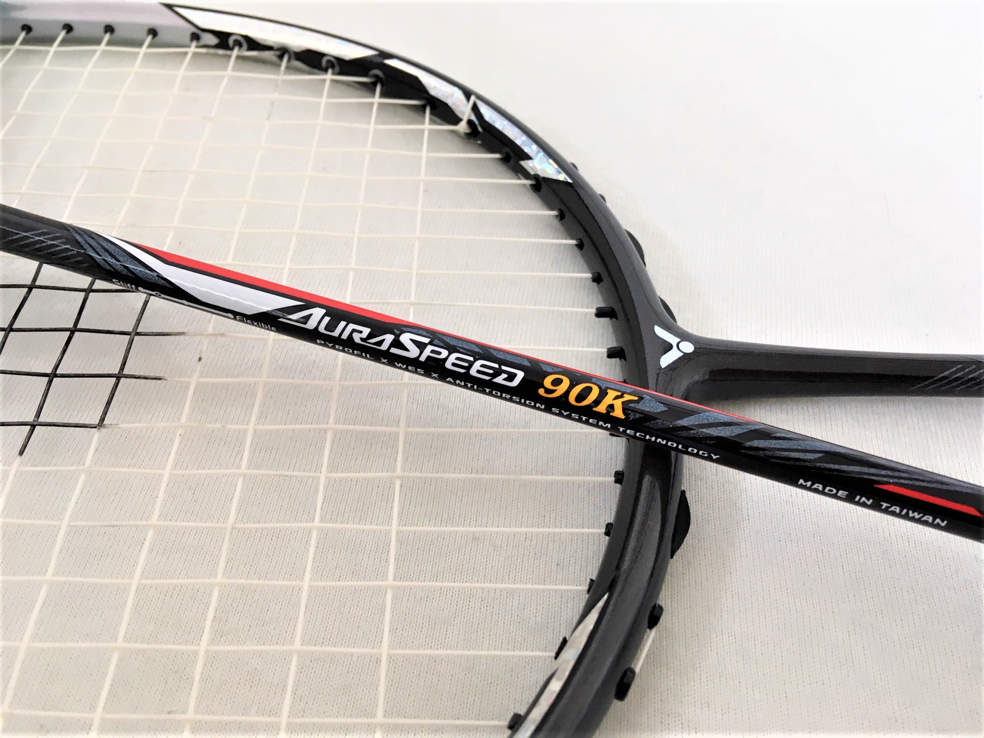 VICTOR AURASPEED 90 K: MASSGESCHNEIDERT FÜR VIZE-WELTMEISTER ANDERS ANTONSEN. - Badlab